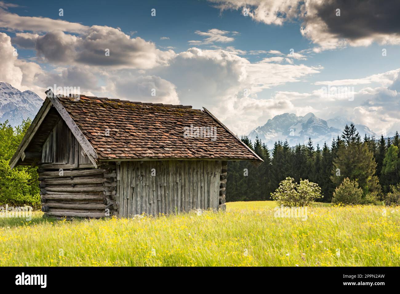 Alpine barn in the Karwendel Mountain range (Bavaria) (Germany Stock ...