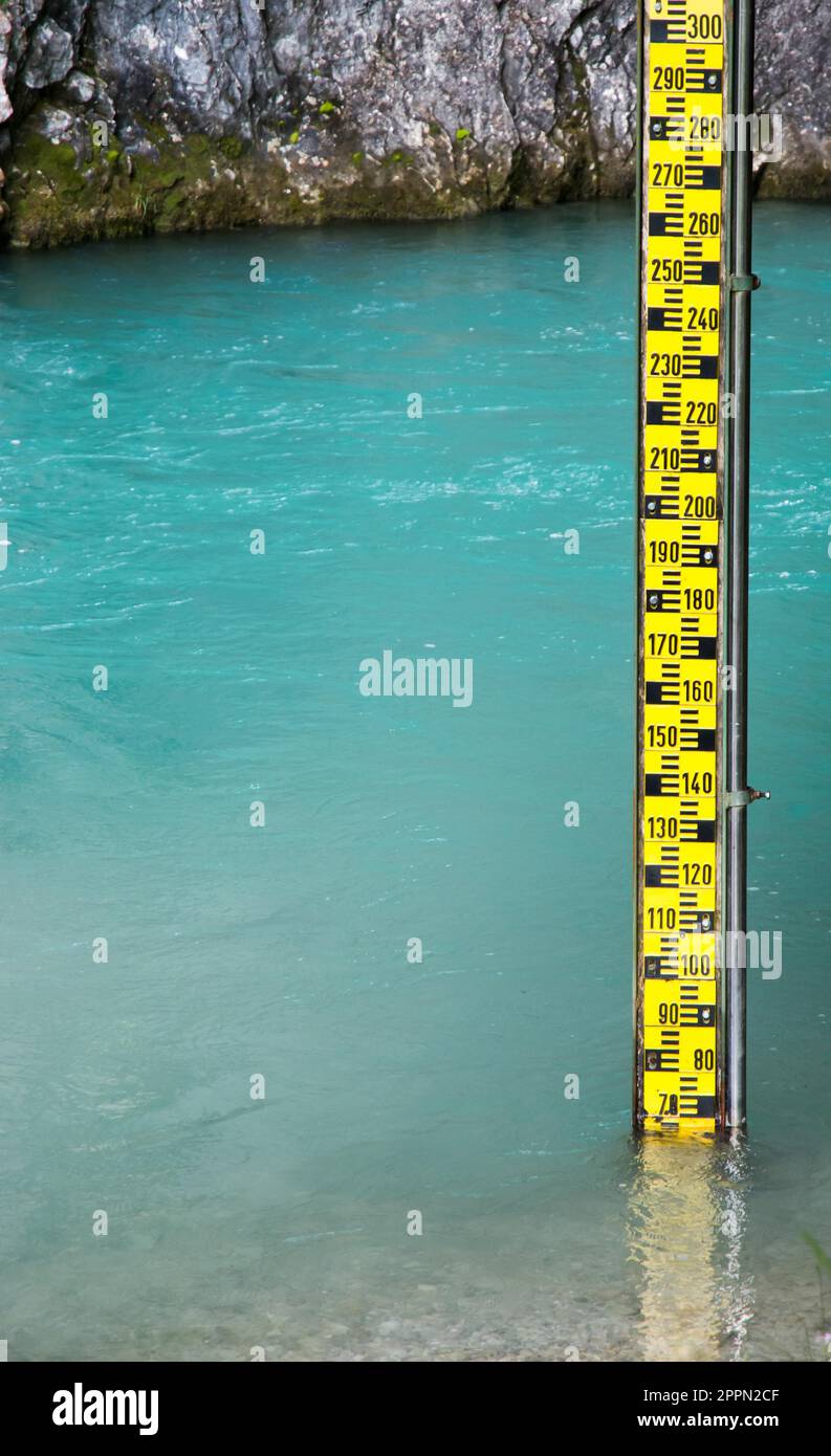 Measuring scale water level scale hi-res stock photography and images ...