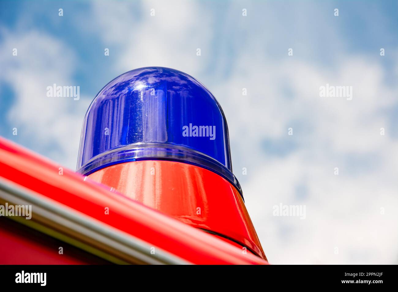 Blue light of a historic fire truck oldtimer Stock Photo - Alamy