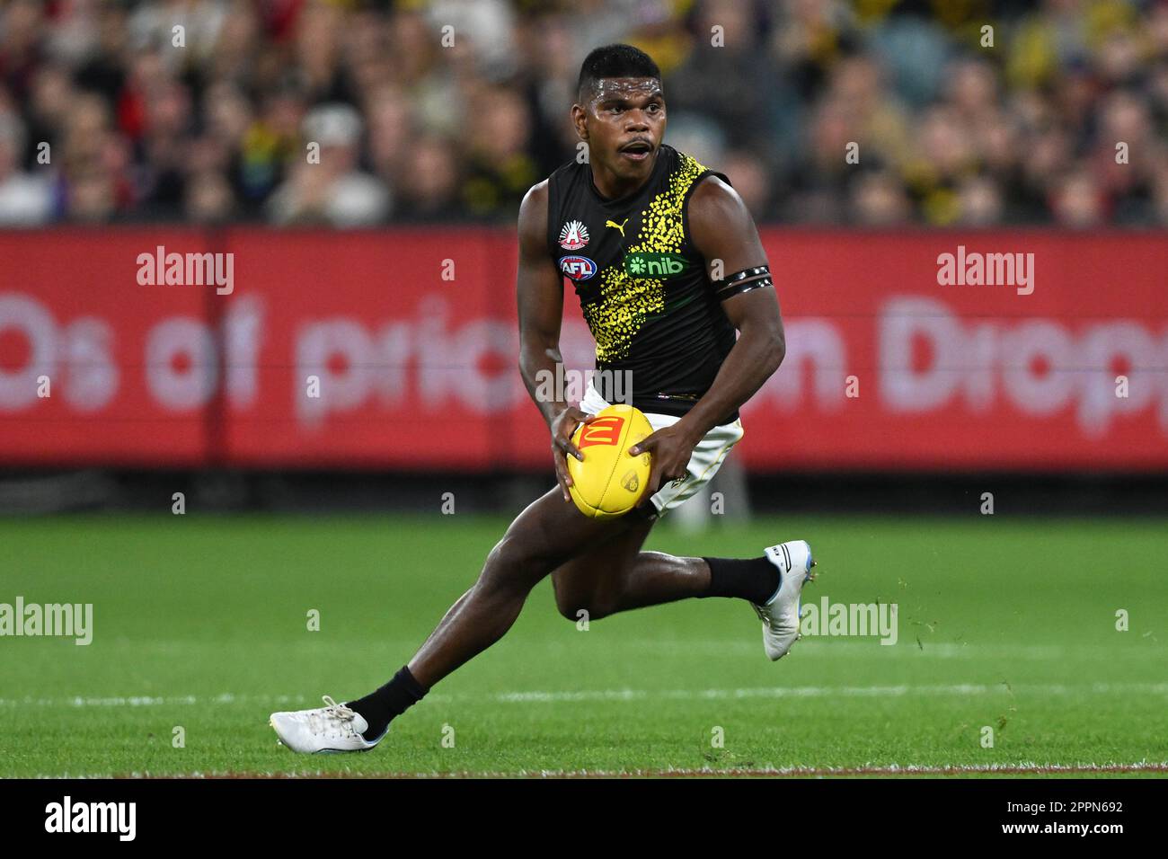 Maurice Rioli of Richmond in action during the AFL Round 6 match ...