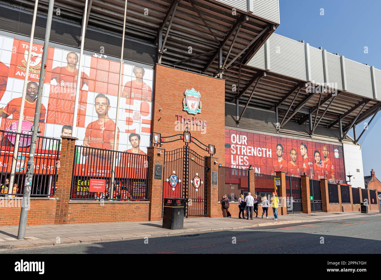 Liverpool anfield 2022 hi-res stock photography and images - Alamy