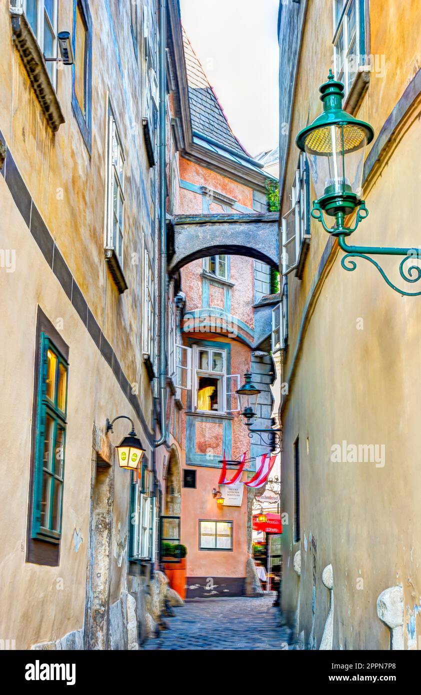 Vienna row houses hi-res stock photography and images - Alamy