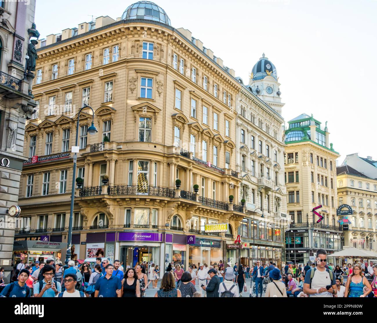 VIENNA, AUSTRIA - AUGUST 30: People in the pedestrian area of the ...