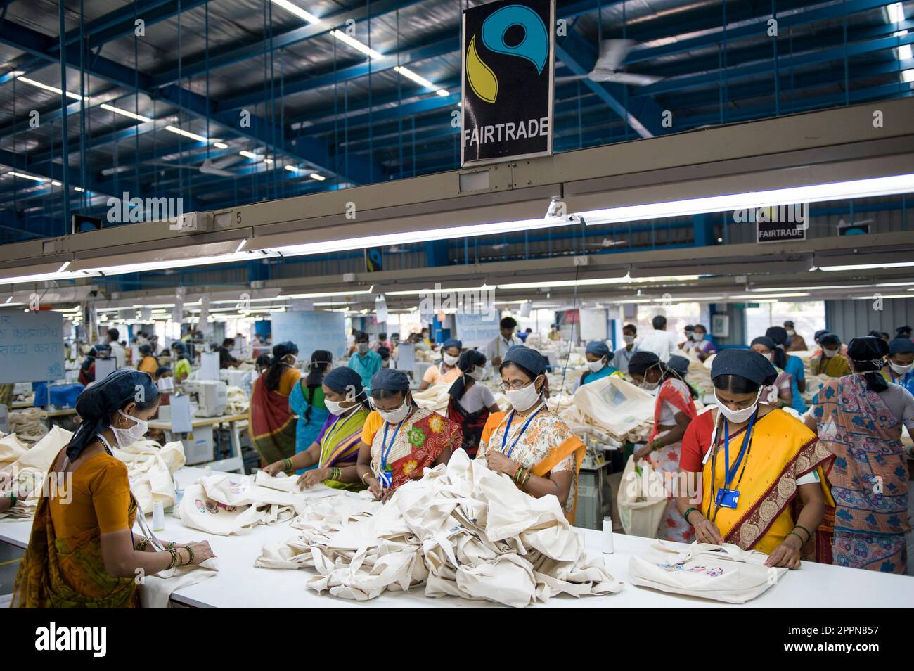 INDIA Miraj , factory Esteam produce fair trade cotton shopping bags ...