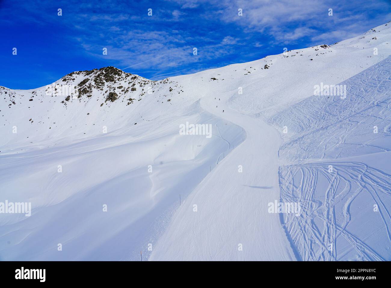 Empty ski resort hi-res stock photography and images - Alamy