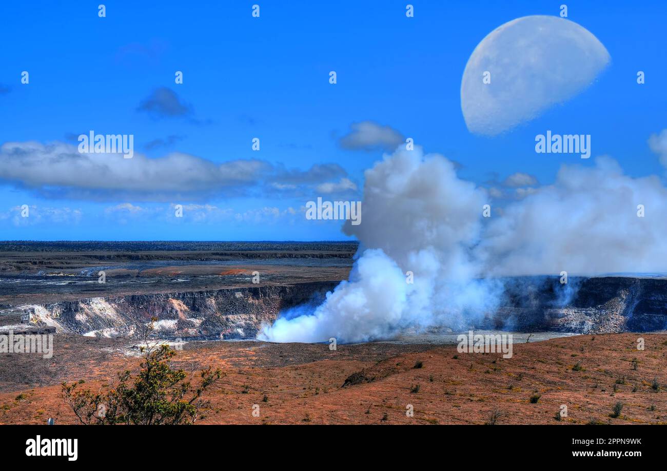 kilauea volcano on the big island of Hawaii an moon Stock Photo - Alamy