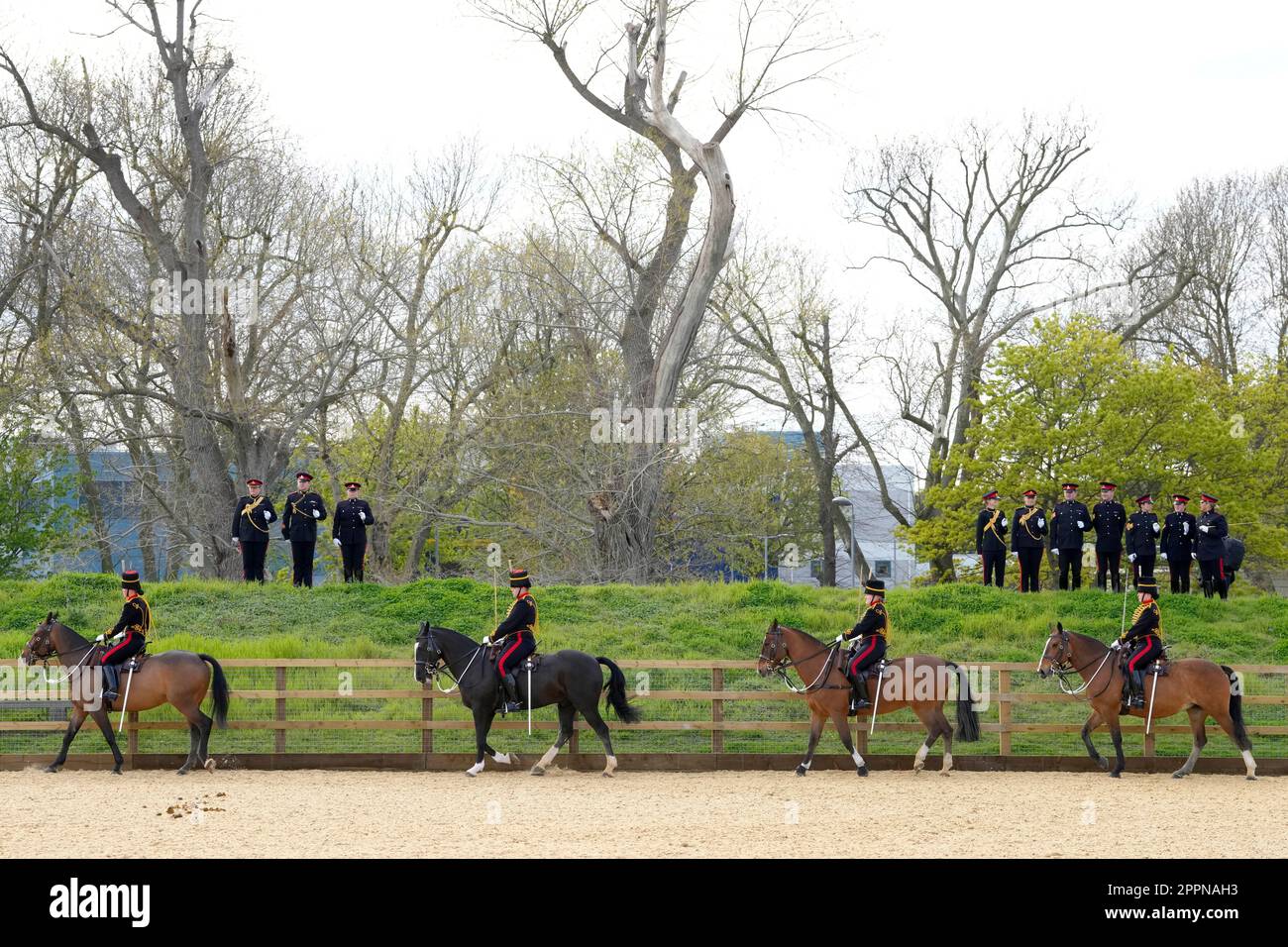 Soldiers in the Kings Troop Royal Horse Artillery (KTRHA) take part in ...