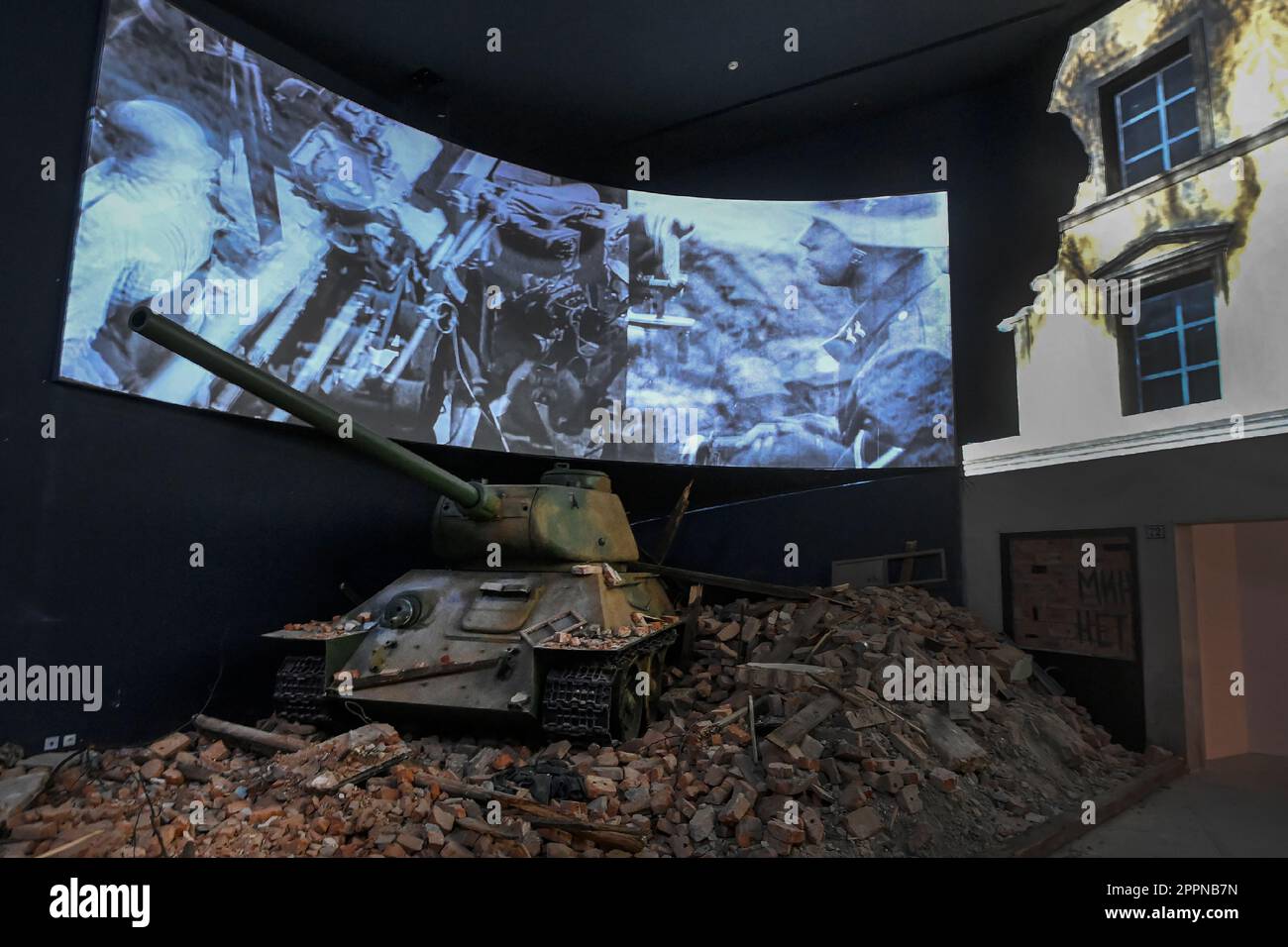 Presentation of the new permanent exhibition The Hard Years 1938-1945 ...