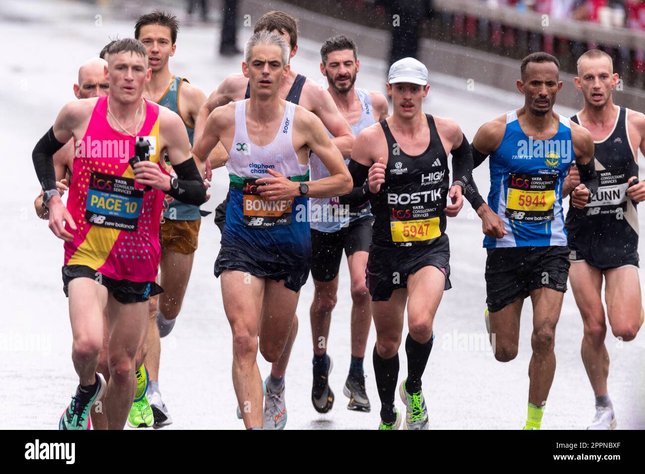 Nicholas Bowker and leading club runners competing in the TCS London ...