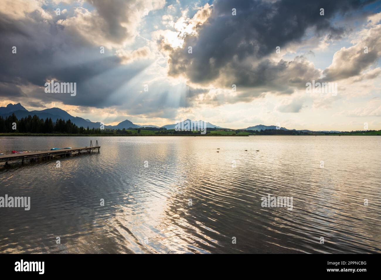 Alpine lake dramatic sky hi-res stock photography and images - Alamy