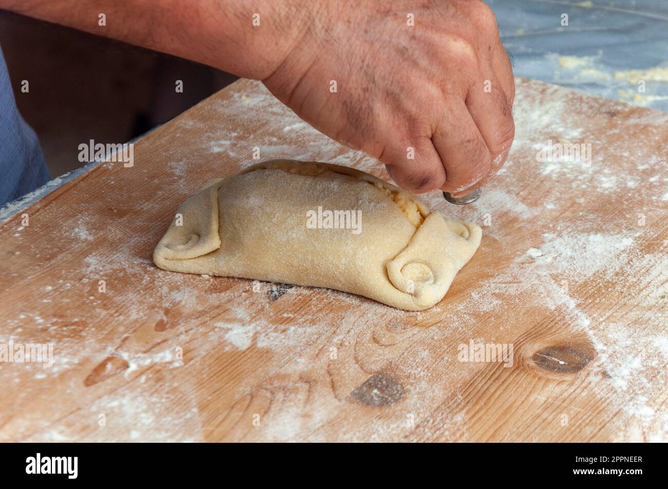 Traditional Cypriot Flaouna delicious Greek Easter Cheese Bread ...