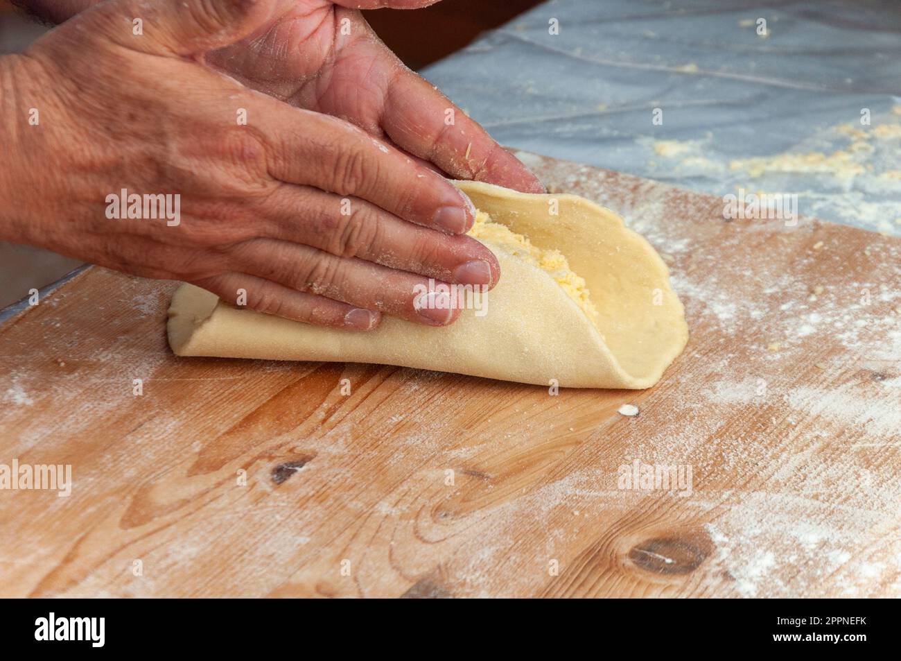 Traditional Cypriot Flaouna delicious Greek Easter Cheese Bread ...