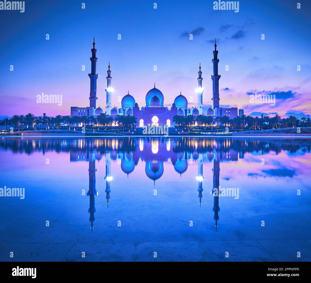 WAHAAT AL KARAMA, GRAND MOSQUE, ABU DHABI, ART, ISLAM ABUDHABI TOURIEST ...