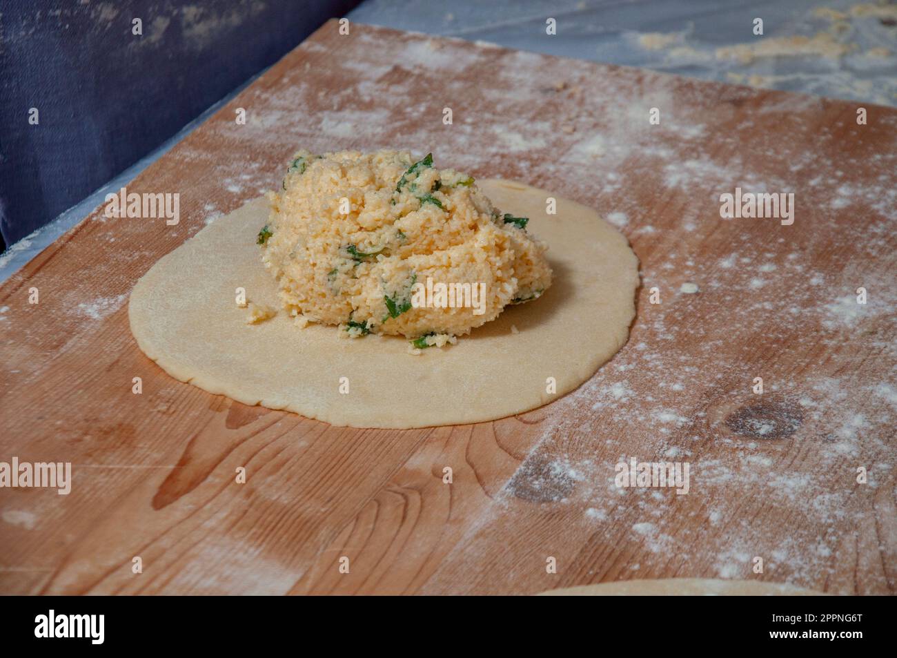 Traditional Cypriot Flaouna delicious Greek Easter Cheese Bread ...