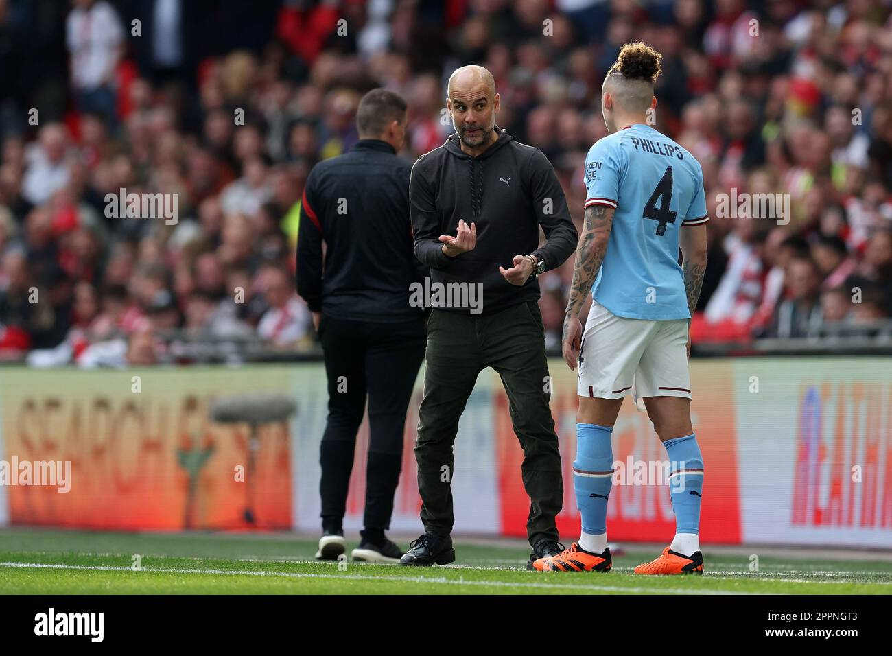 Kalvin phillips pep guardiola hi-res stock photography and images - Alamy