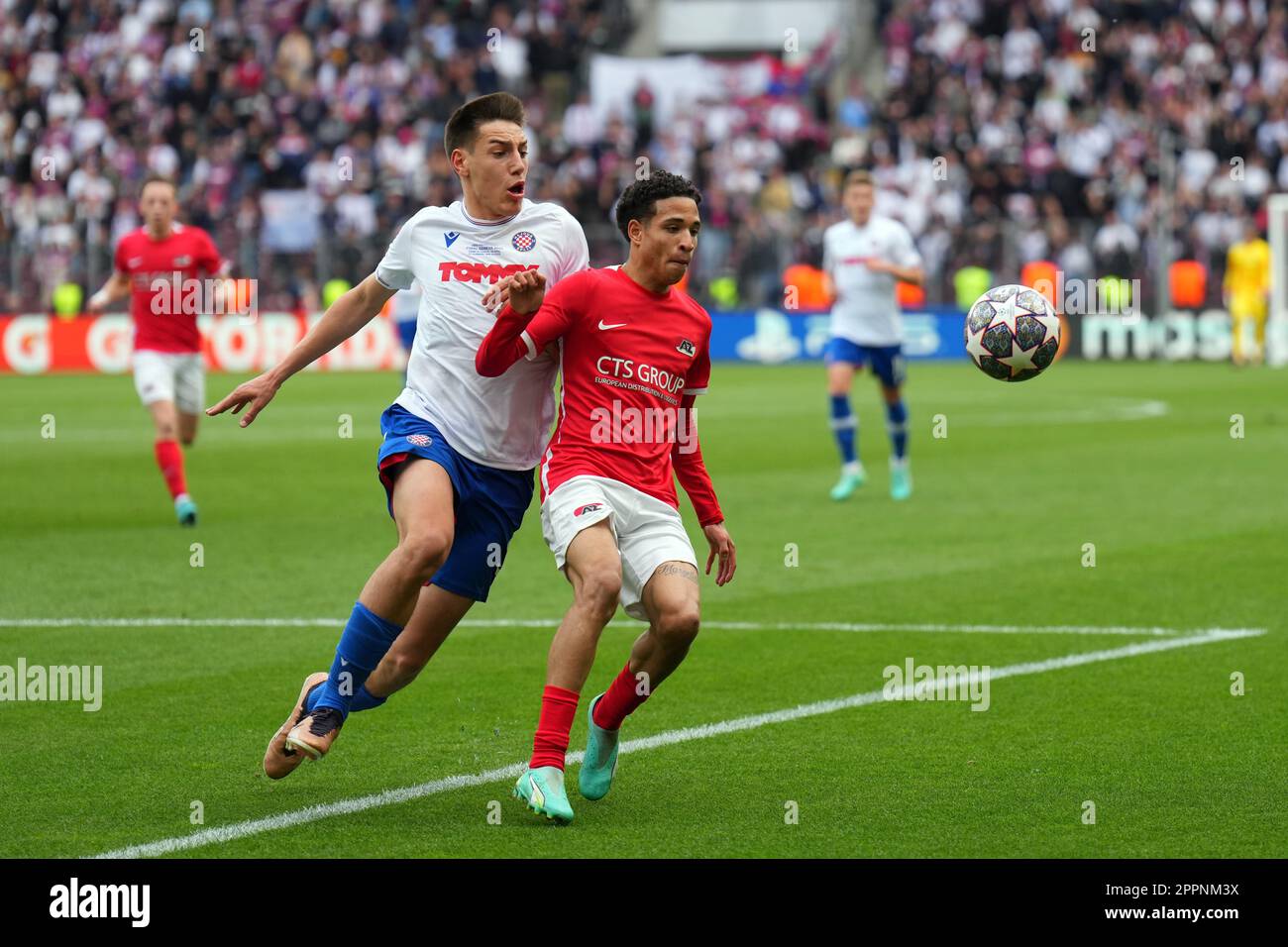 GENEVA - (lr) Ante Kavelj of Hajduk Split, Ro-Zangelo Daal of AZ during ...