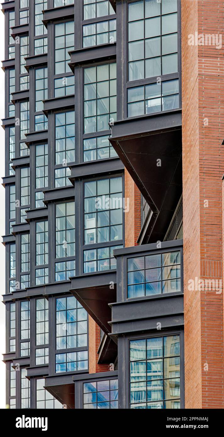 One Blue Slip is a luxury high-rise, part of the Greenpoint Landing ...