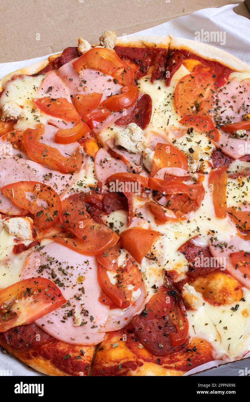 Yellow pepper in cardboard box hi-res stock photography and images - Alamy