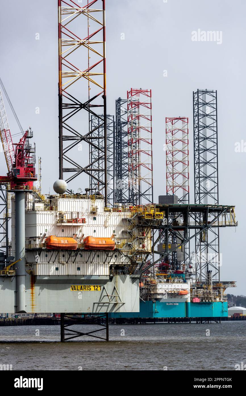 Valaris 121 hi-res stock photography and images - Alamy