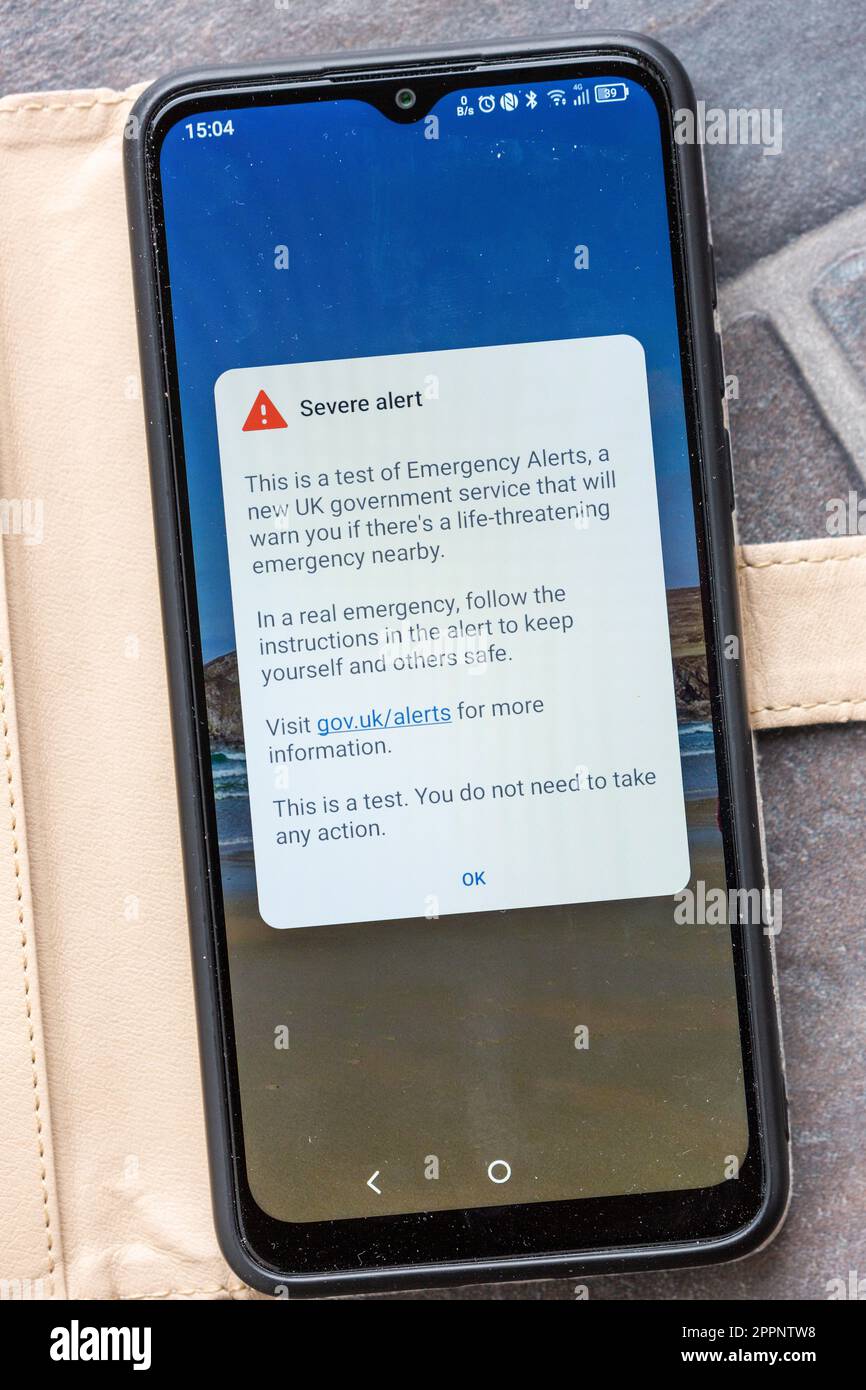 Severe alert UK Government test message sent out 24 04 23 Stock Photo ...