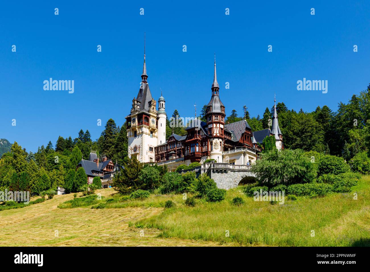 Pelisor palace sinaia romania hi-res stock photography and images - Alamy