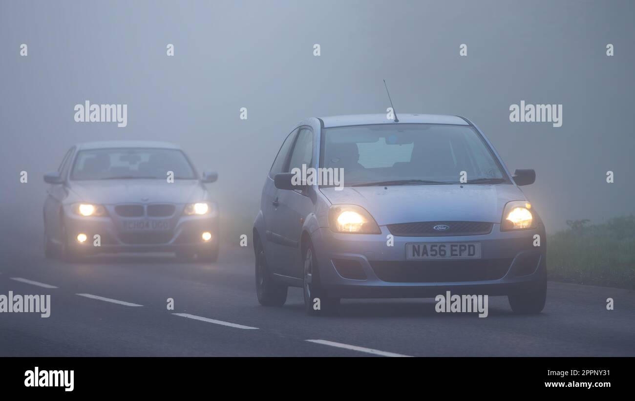 Cars driving fast in country hi-res stock photography and images - Alamy