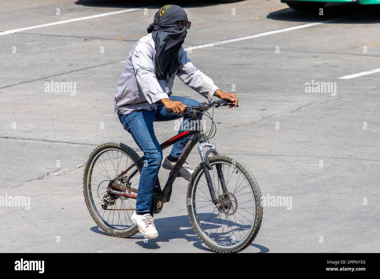 Hidden city street hi-res stock photography and images - Alamy