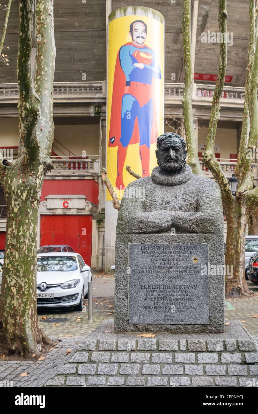 Ernest Hemingway bust and artwork outside Plaza de Toros de Pamplona ...