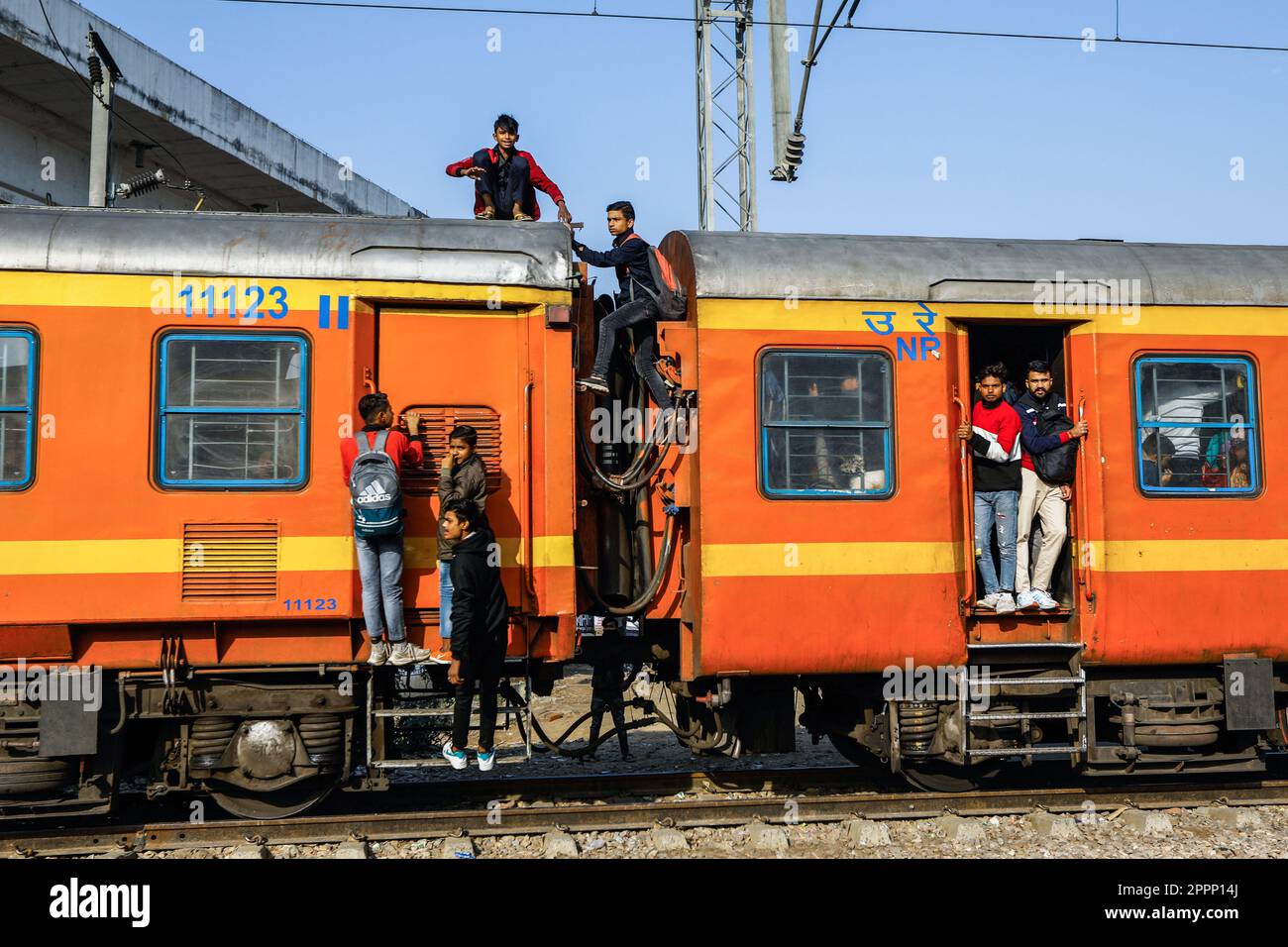 Noli station hi-res stock photography and images - Alamy