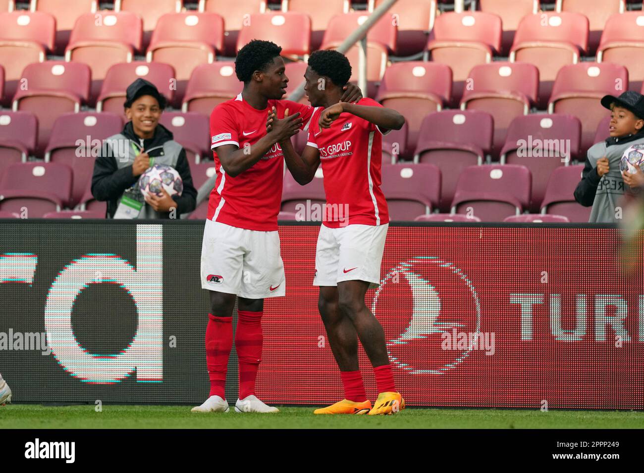 GENEVA - (lr) Jayden Addai of AZ, Ernest Poku of AZ celebrate the 3-0 ...