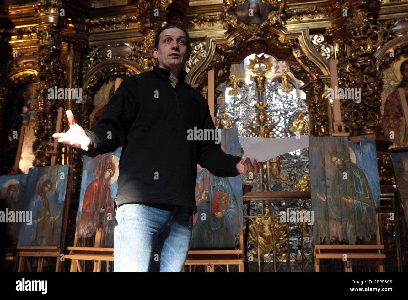 Non Exclusive: KYIV, UKRAINE - APRIL 22, 2023 - Iconographer Oleksandr ...