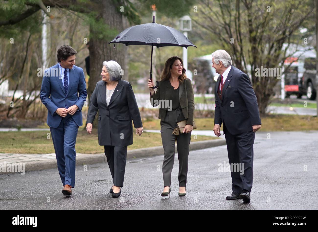 Ottawa, Canada. 24th Apr, 2023. Justin Trudeau (l.), Prime Minister of Canada and his wife ...