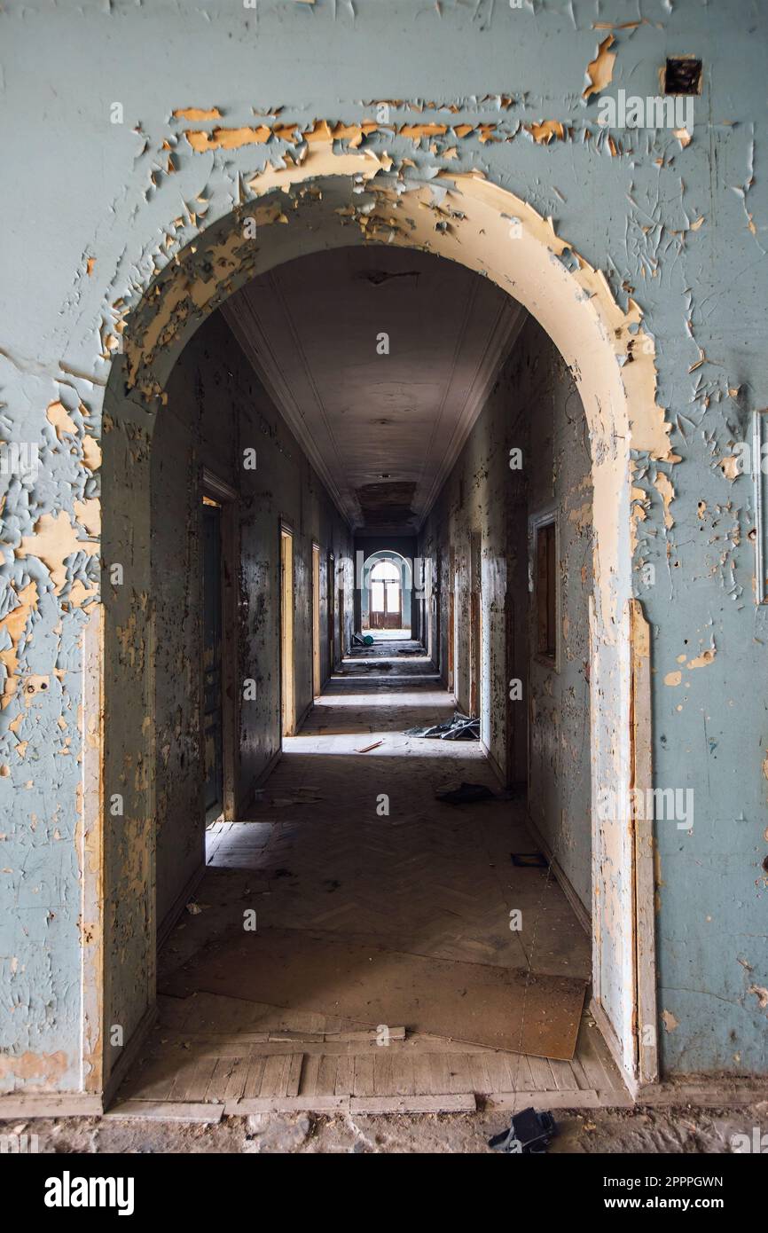Dark dirty vaulted corridor of old abandoned building Stock Photo - Alamy