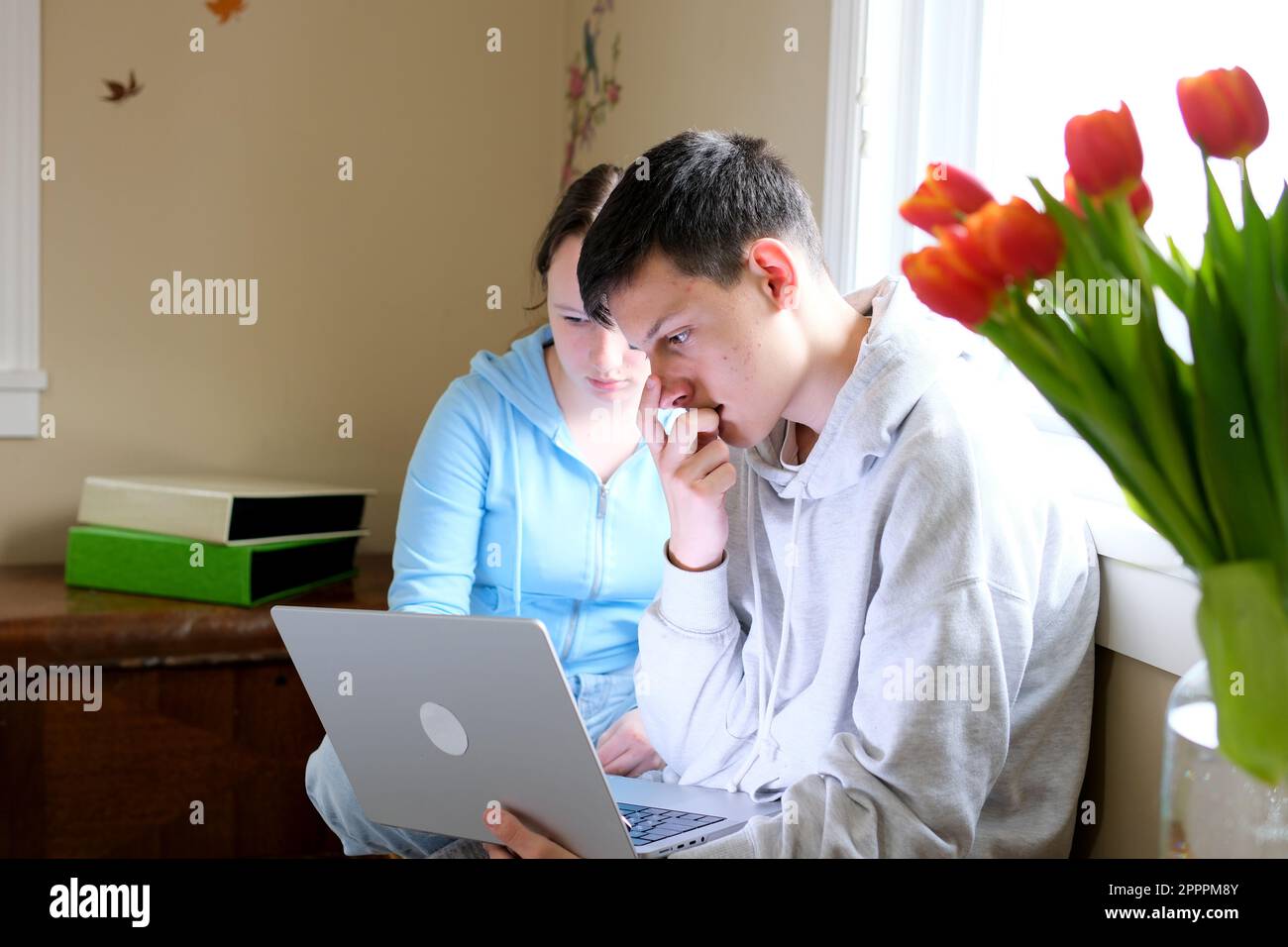 Scratch on cheek hi-res stock photography and images - Alamy