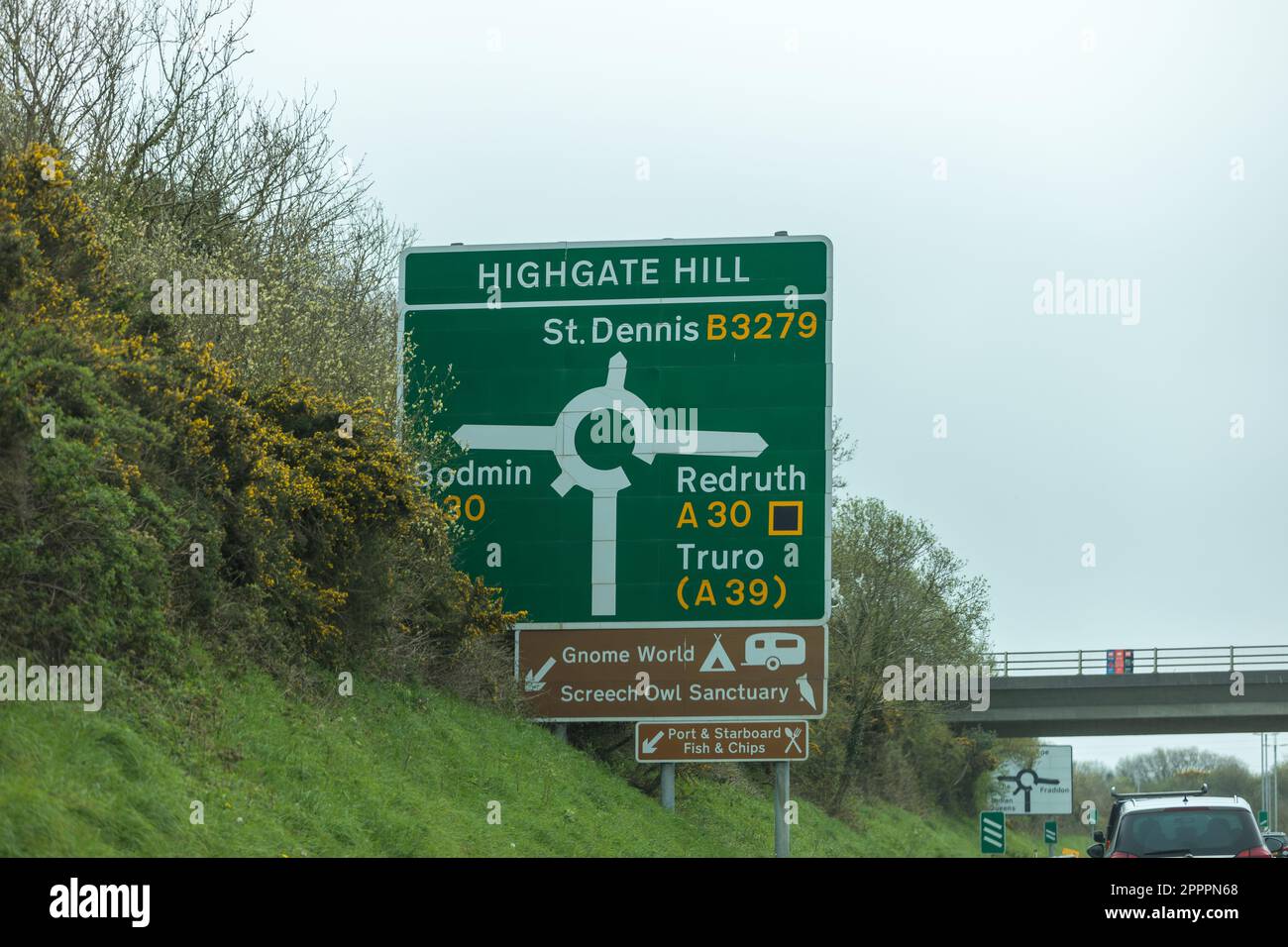 Highgate Hill road sign, Cornwall, UK Stock Photo - Alamy