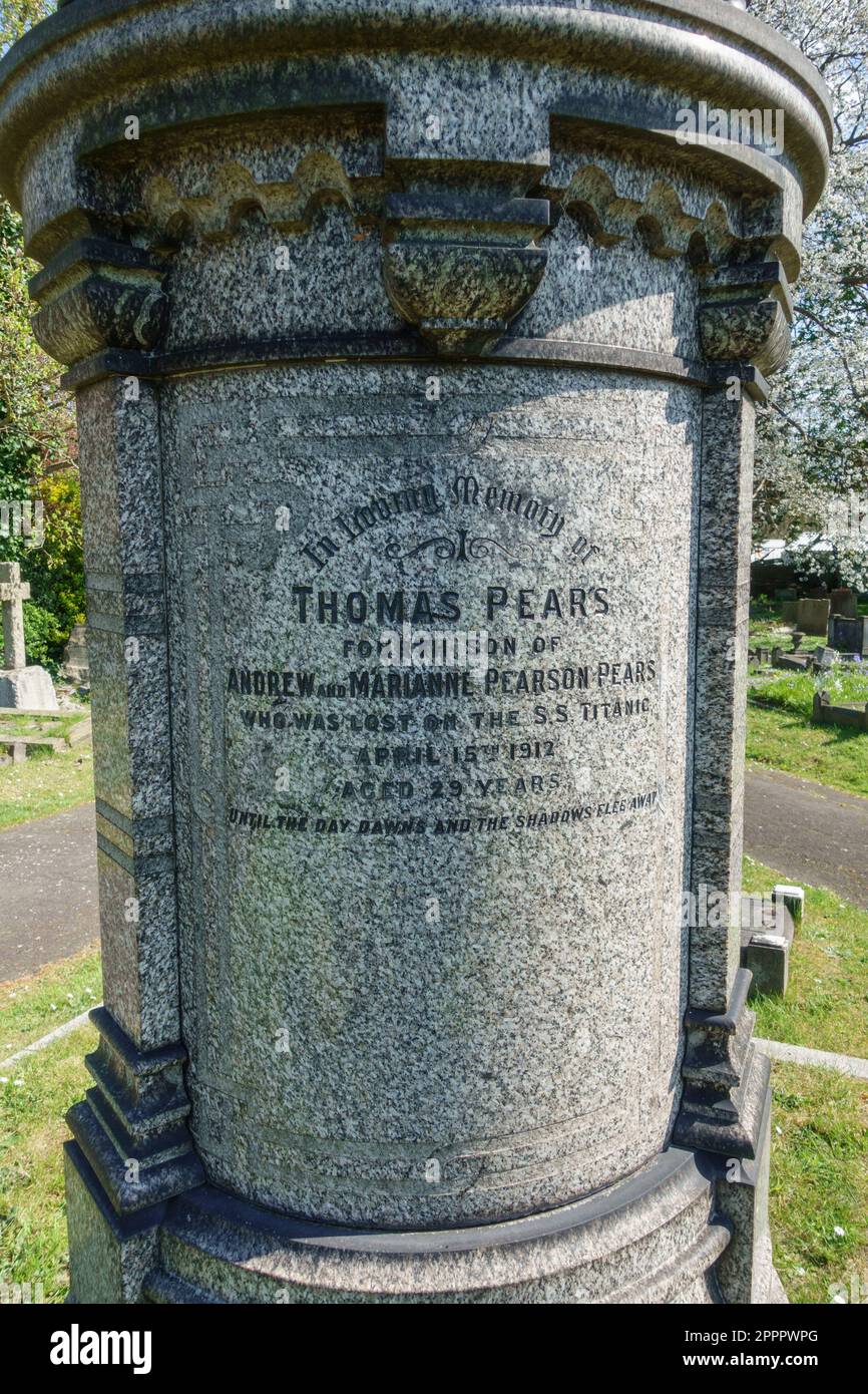 Memorial to Thomas Pears, a victim of the Titanic sinking in 1912 in Isleworth Cemetery ...