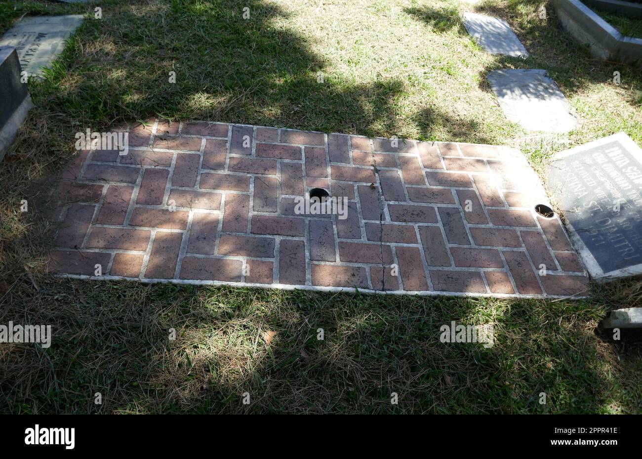 Los Angeles, California, USA 20th April 2023 Despina St. Dimitri Grave in Garden of Legends at ...