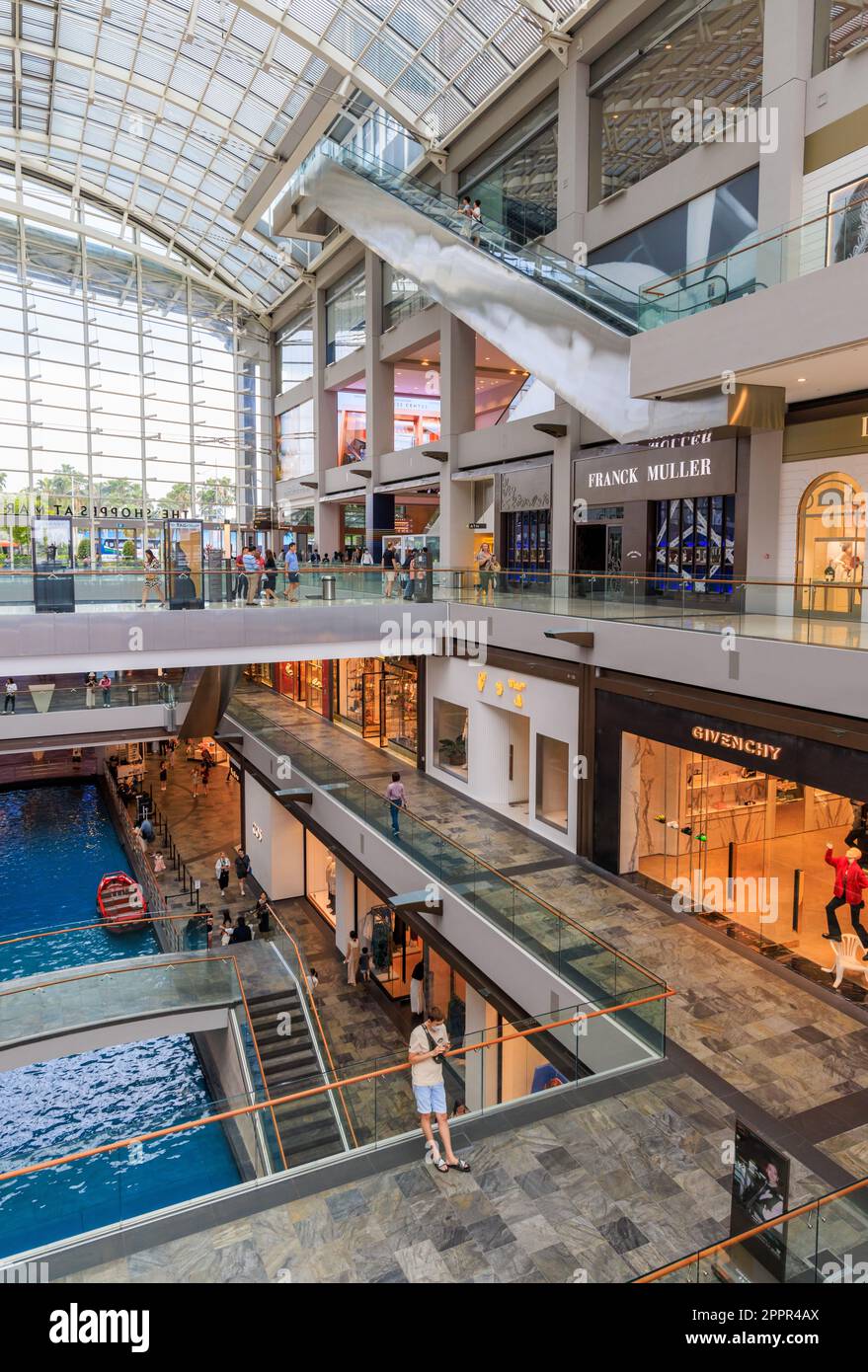 The Shoppes at Marina Bay Sands, Singapore Stock Photo - Alamy