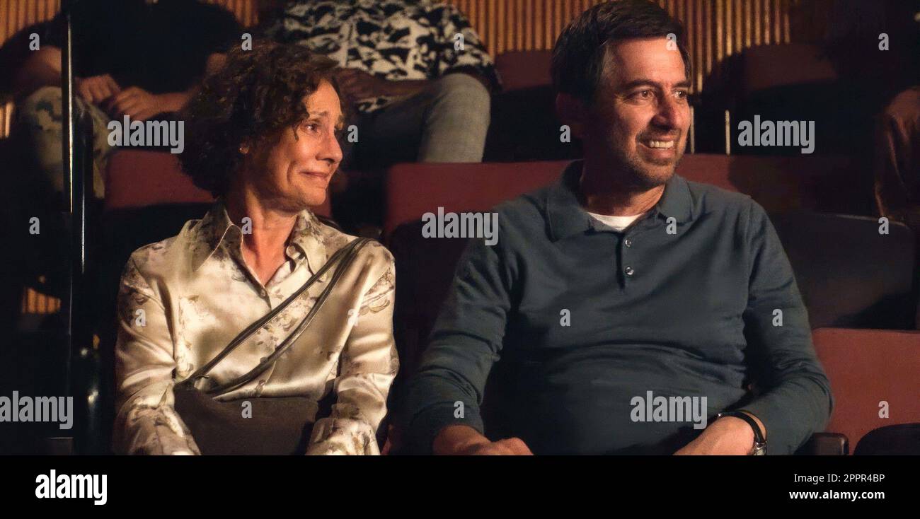 SOMEWHERE IN QUEENS, from left: Laurie Metcalf, Ray Romano, 2022. ph ...