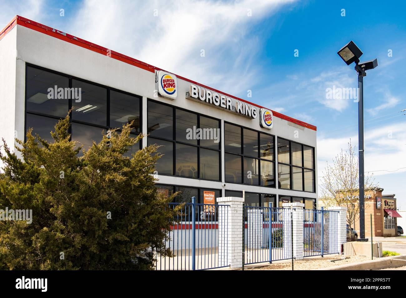 Burger king s logo hi-res stock photography and images - Alamy