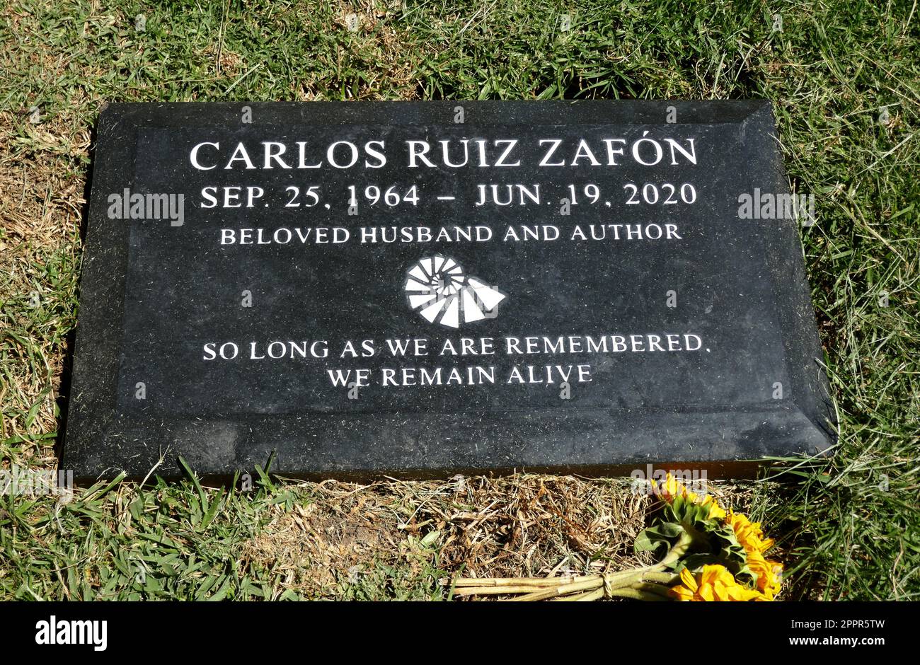 Los Angeles, California, USA 20th April 2023 Novelist Carlos Ruiz Zafon ...