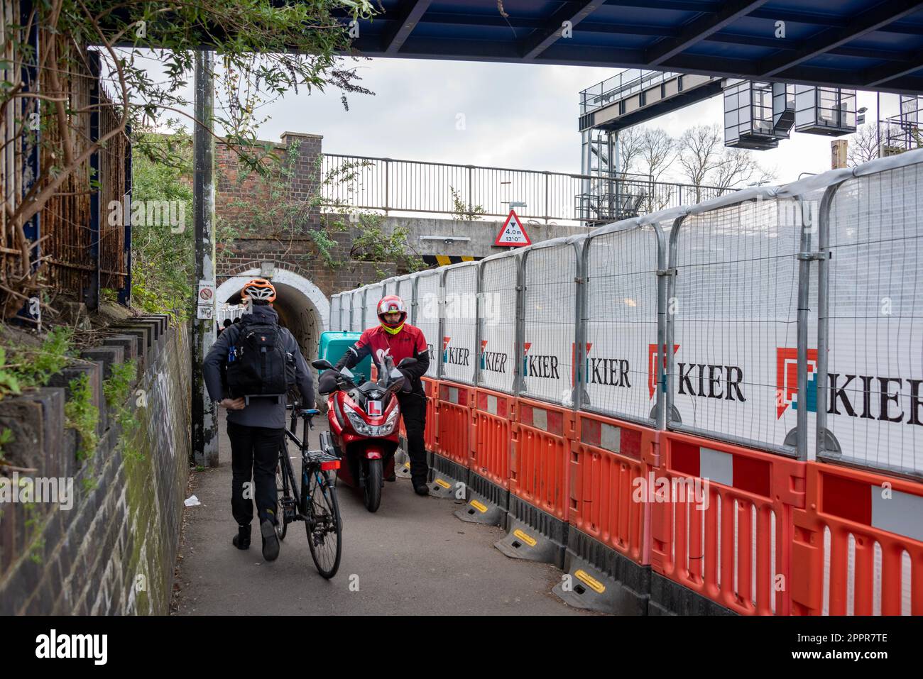 Botley Road road underpass is closed for 6 months at Oxford station, UK ...