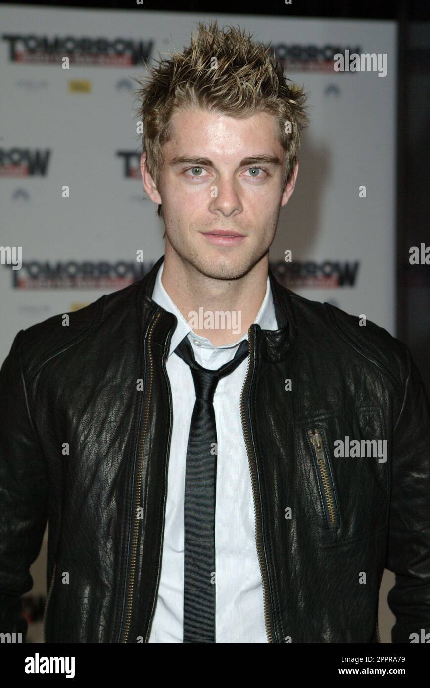 Luke Mitchell The Tomorrow People