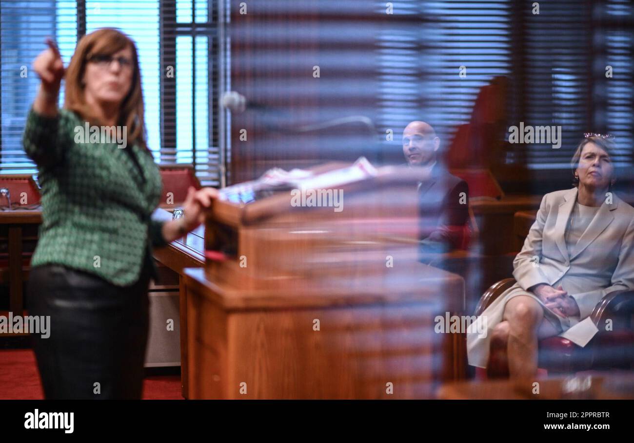 Ottawa, Canada. 24th Apr, 2023. Elke Büdenbender (r), judge and wife of ...