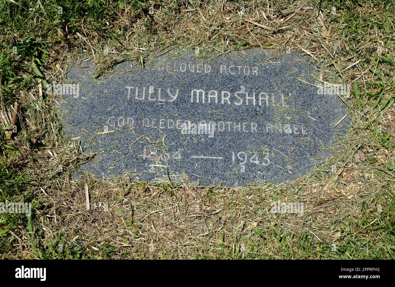 Los Angeles, California, USA 20th April 2023 Actor Tully Marshall Grave in Garden of Legends at ...