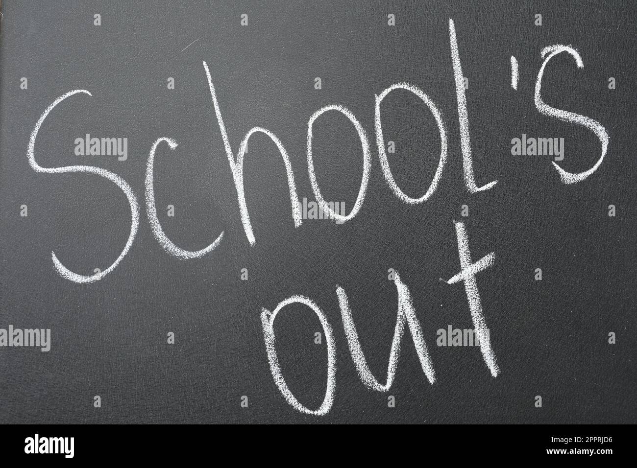 Words School's Out on blackboard. Summer holidays Stock Photo - Alamy