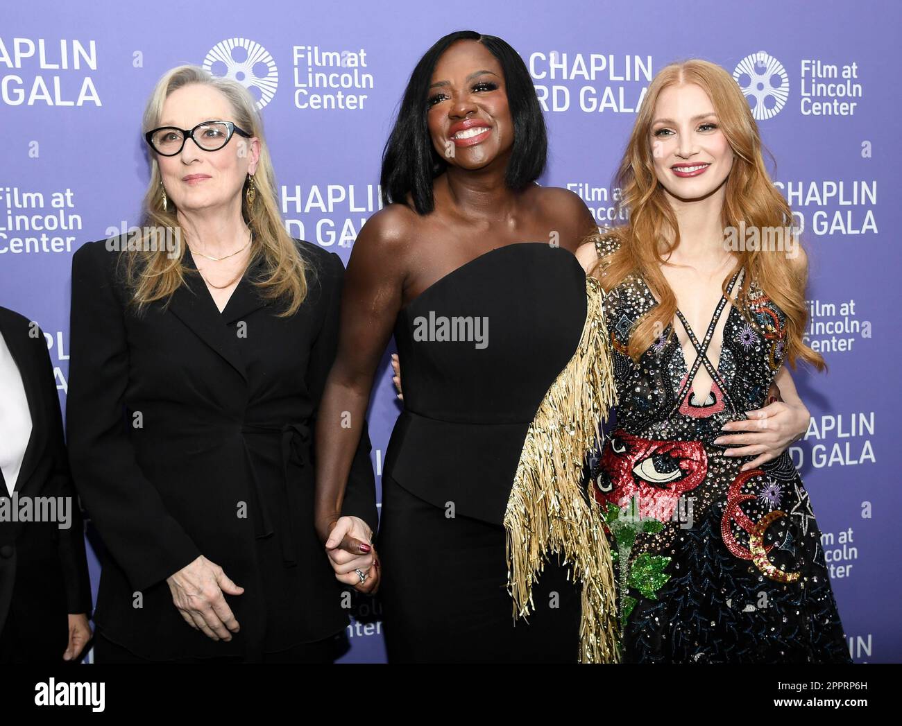 Honoree Viola Davis, center, poses with Meryl Streep, left, and Jessica ...