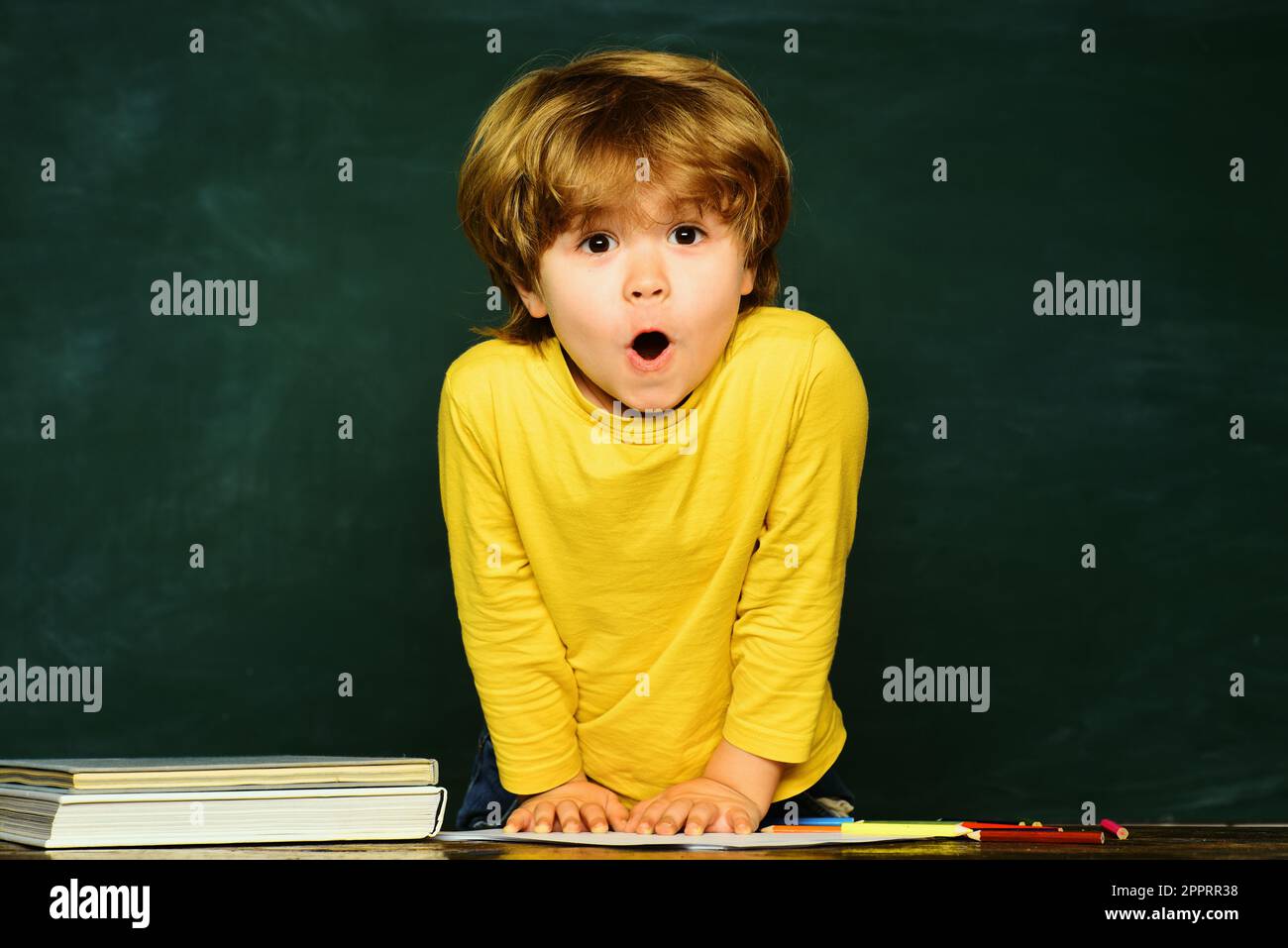 Elementary school. Back to school and happy time. Blackboard background ...