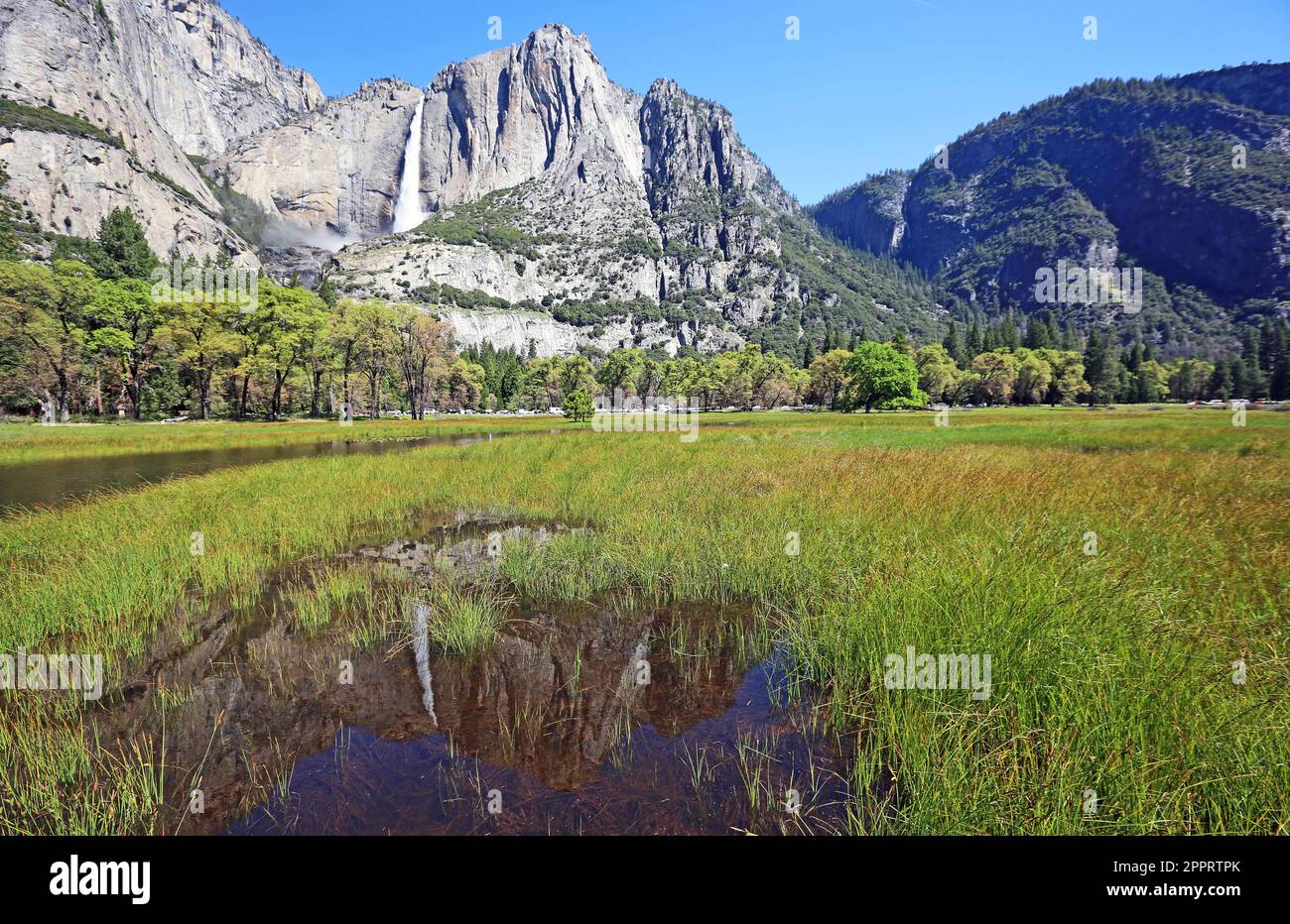 Cooks meadow yosemite hi-res stock photography and images - Alamy