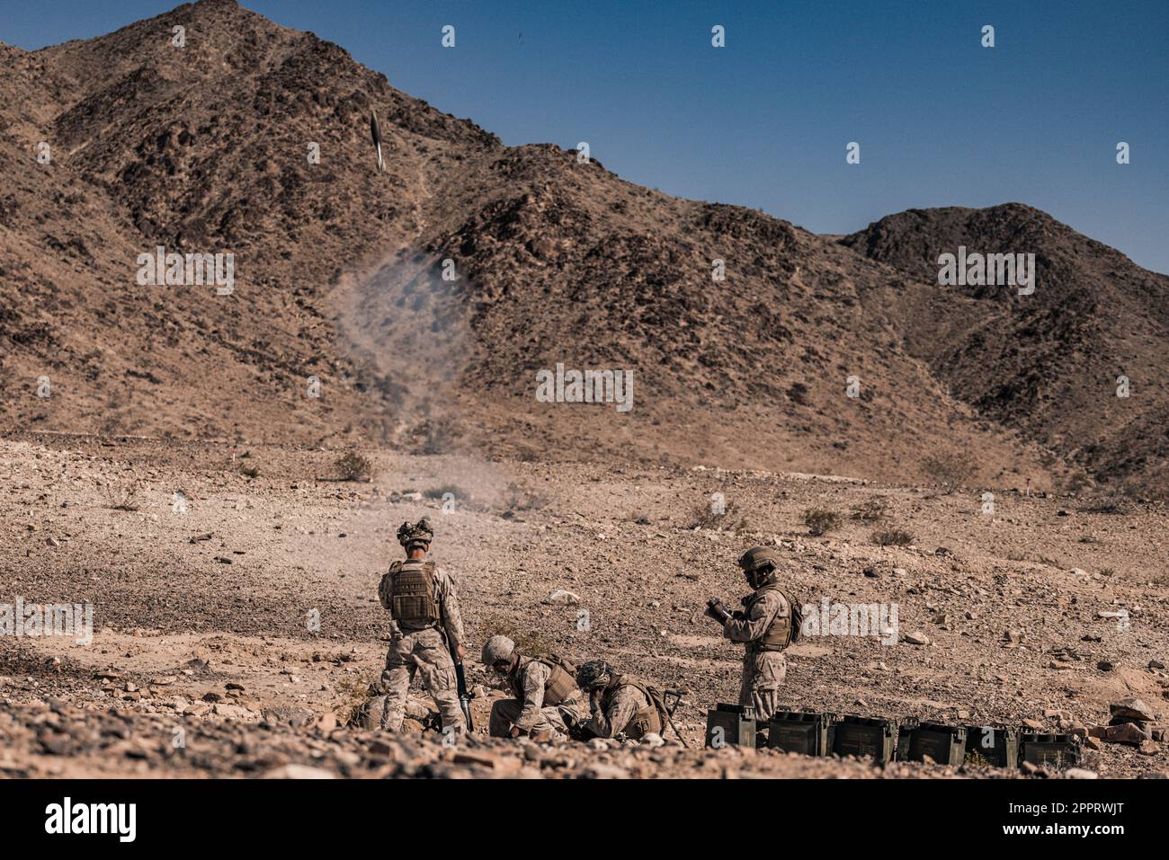 U.S. Marines with Weapons Company, 2nd Battalion, 2nd Marine Regiment ...